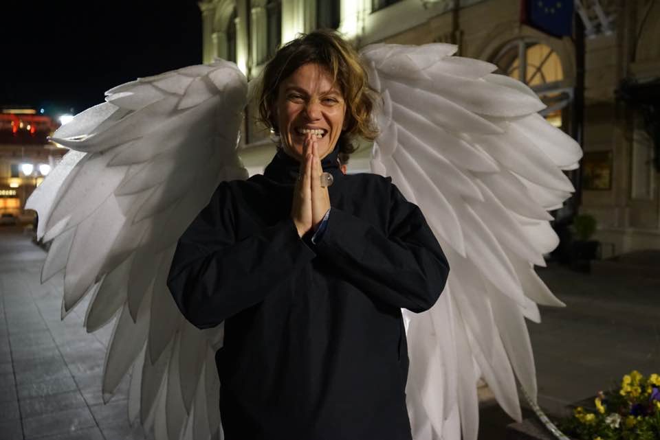 Raluca Feher: “Uneori vin din viitor” - Viitorul Romaniei