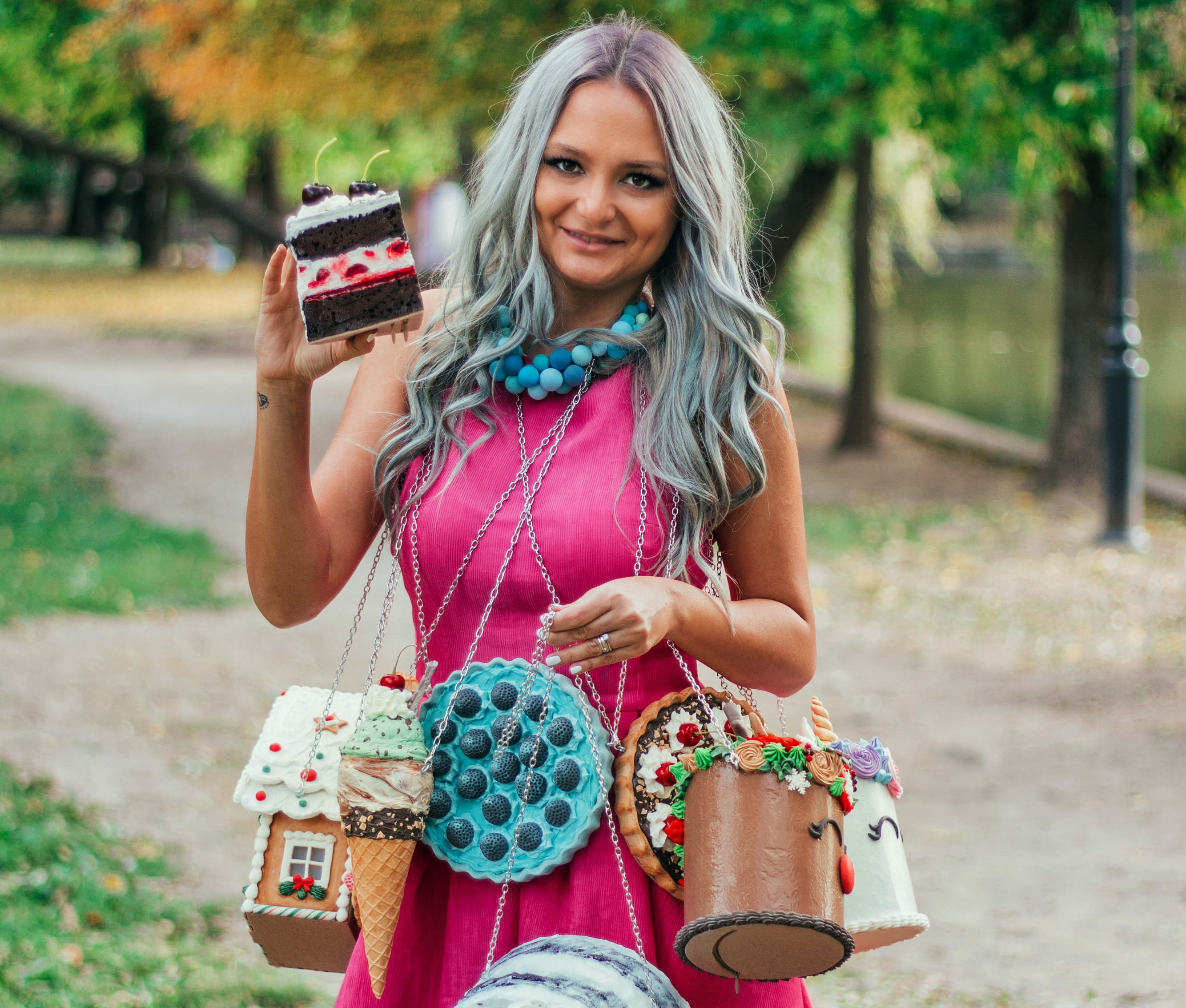 Ana Tudora, designera din București care creează accesorii ...