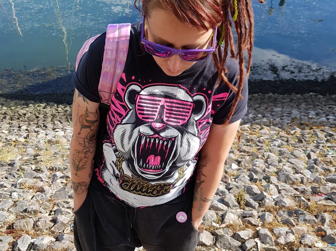 Cristina Apostol, de la jurnalistă în țară la tatuatoare în Anglia