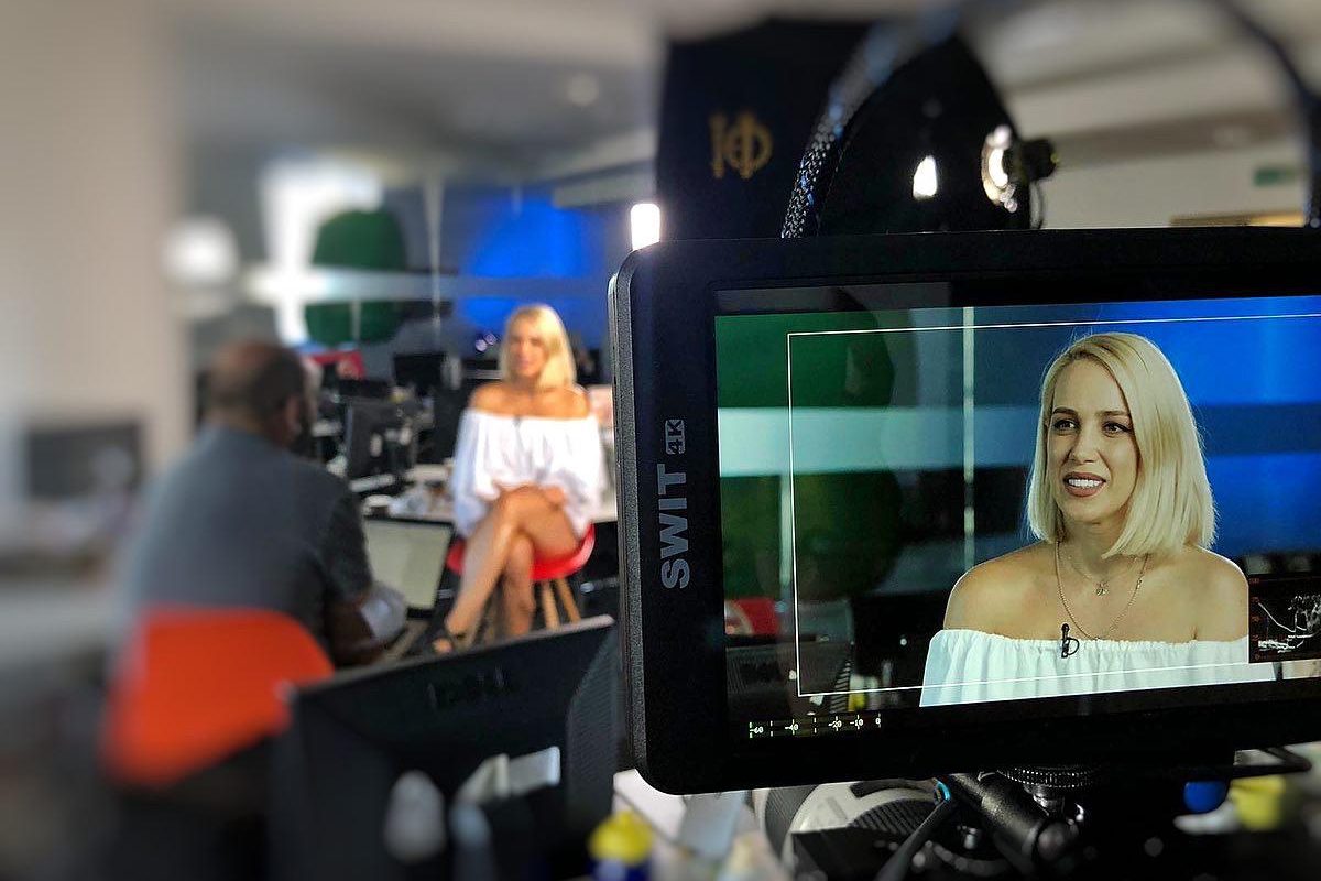 Curajul de a deveni jurnalist național a stat în ADN-ul Anei-Maria Rus ...